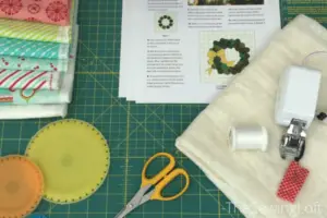 Yo-Yo Wreath Wall Hanging - Sewing With Scraps