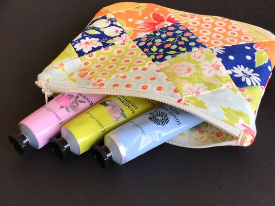 Mini Scrap Patch Zipper Bag - Sewing With Scraps