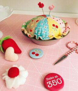 Cutie Pie Pincushion Tutorial - Sewing With Scraps